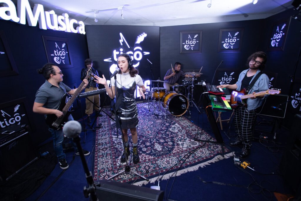 ¡GLASS COLLECTIVE LANZA SU PRIMER EP DE LA MANO DE TIGO SOUNDS!